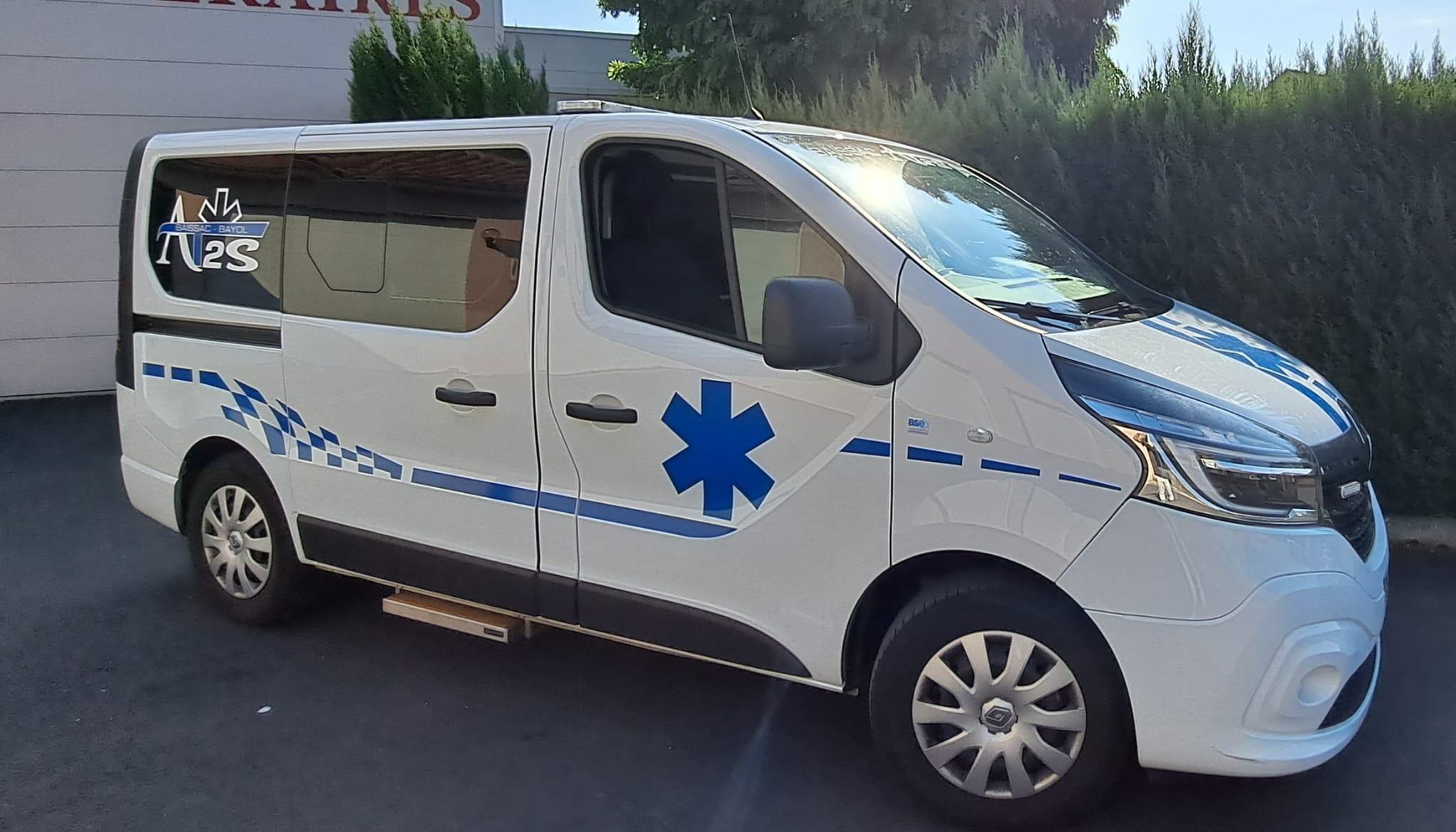 Service d'ambulance urgent et non-urgent à Saint-Étienne-de-Maurs - AT2S